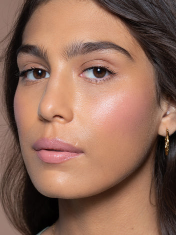 Soft Focus Blurring Powder Blush | ILIA Beauty